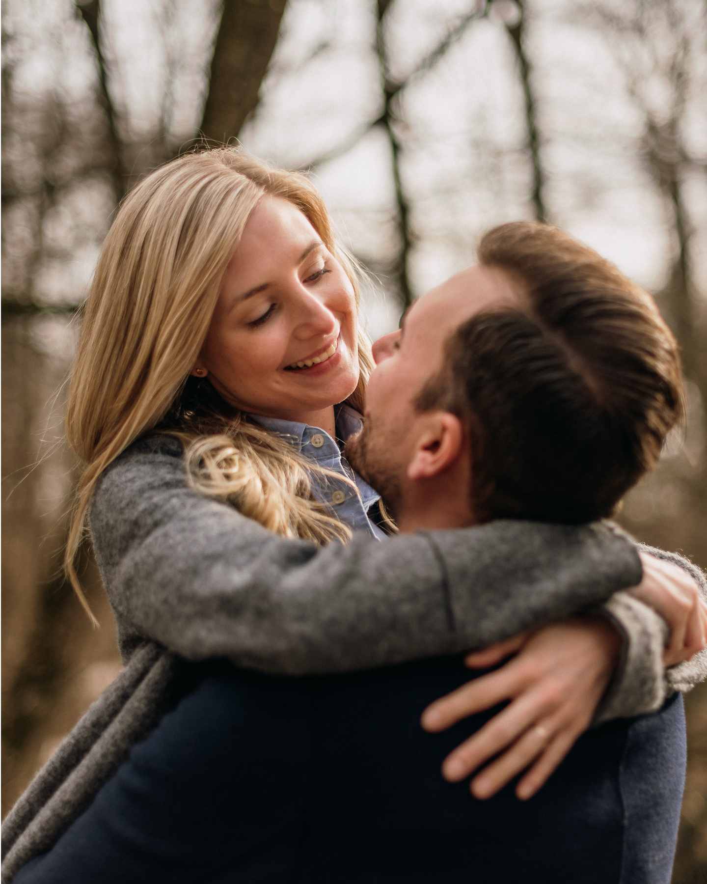 Verlobung bekannt geben: Mit diesen 12 Ideen überrascht ihr eure Lieben